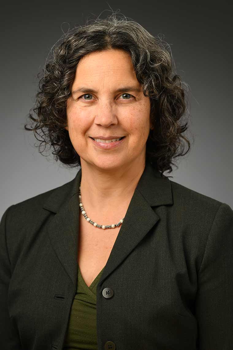 Elise Risher，舞蹈/运动治疗项目主任(MS舞蹈/运动治疗项目，MS舞蹈/运动治疗项目)|萨拉劳伦斯学院教员